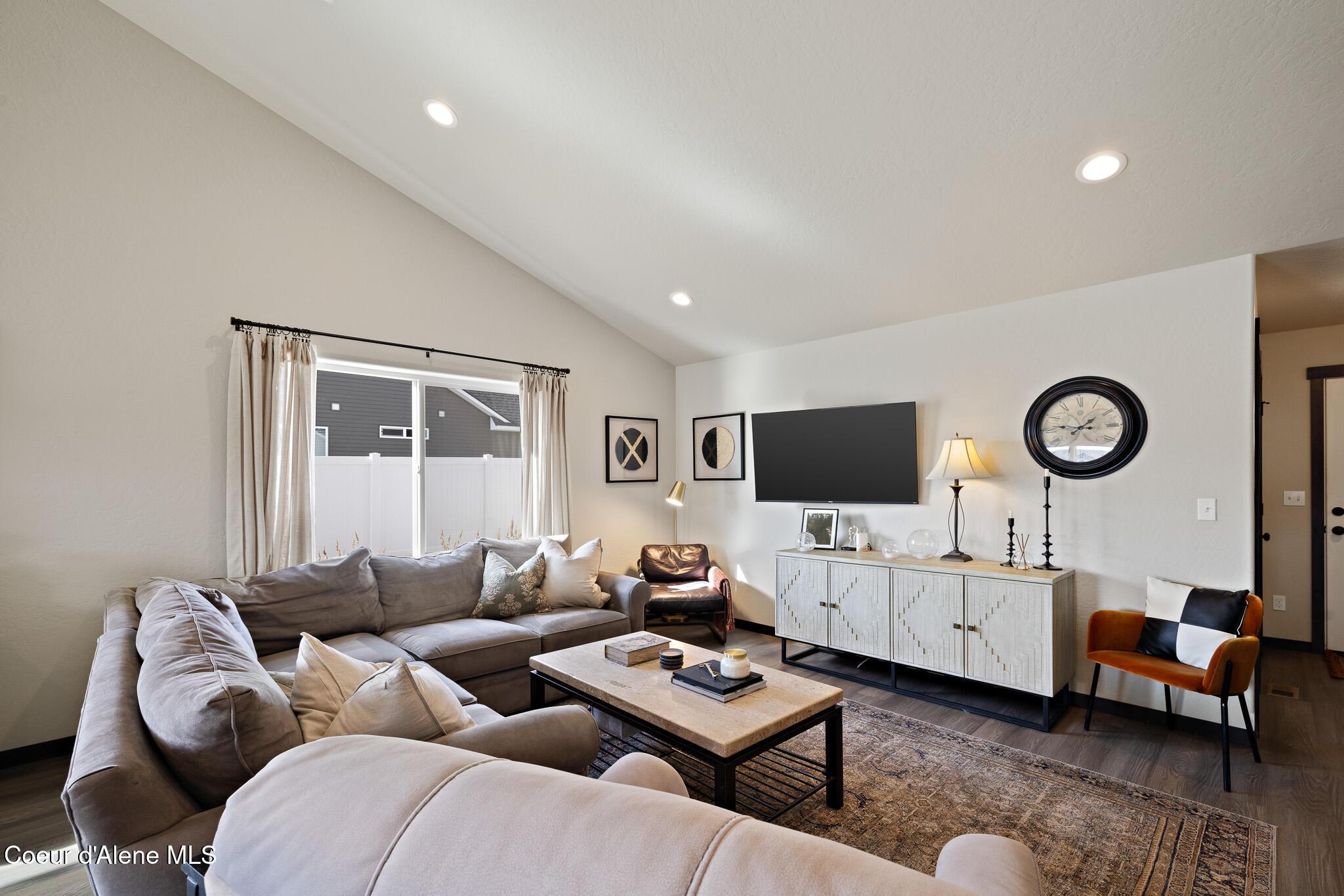 5748 W THEISMANN RD, Rathdrum, ID - lhrmls-03694866 ...