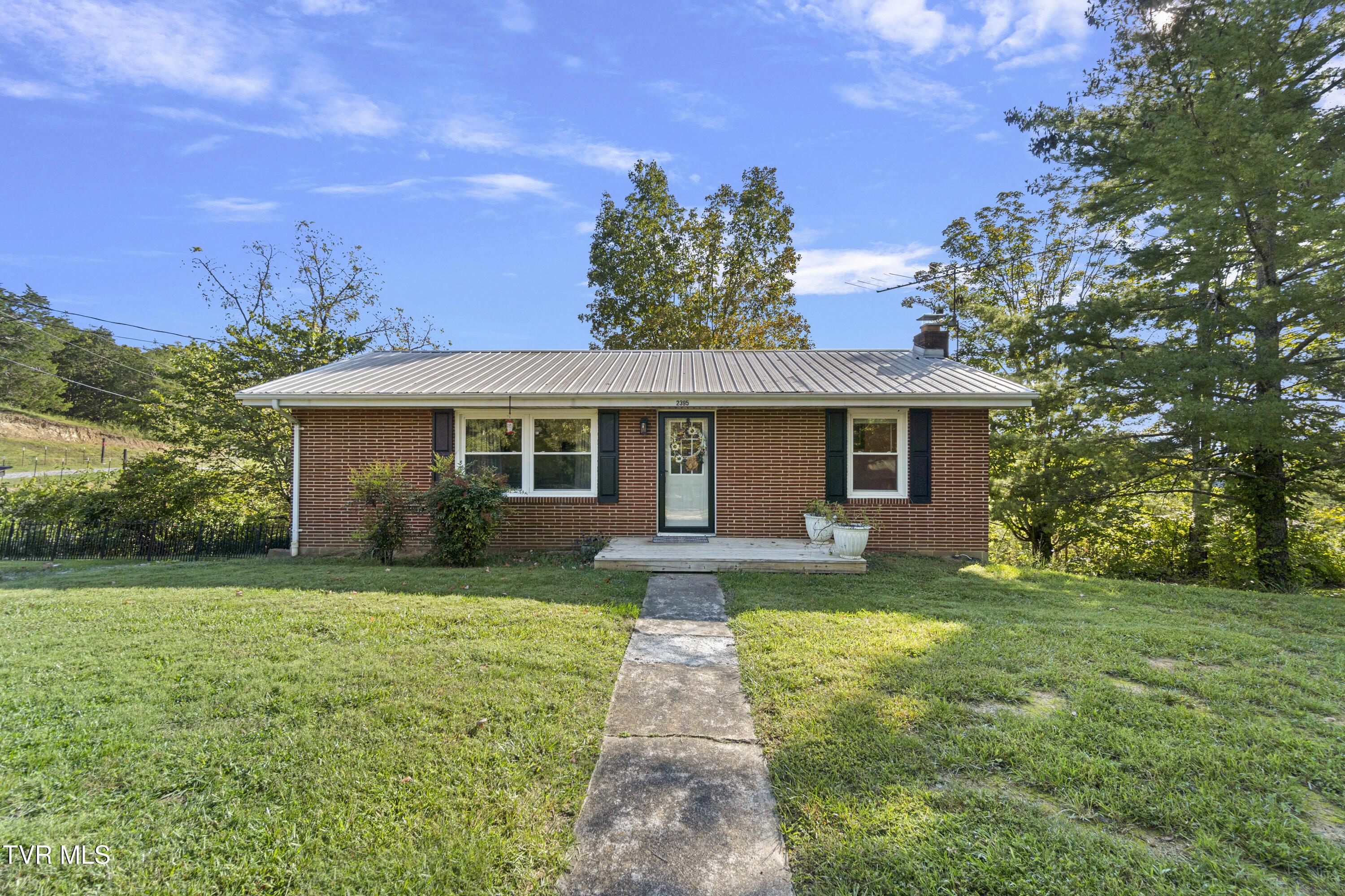 2395 Fodderstack Mountain Loop, Greeneville, TN - lhrmls-03445838 - MountainHomesRealty.com